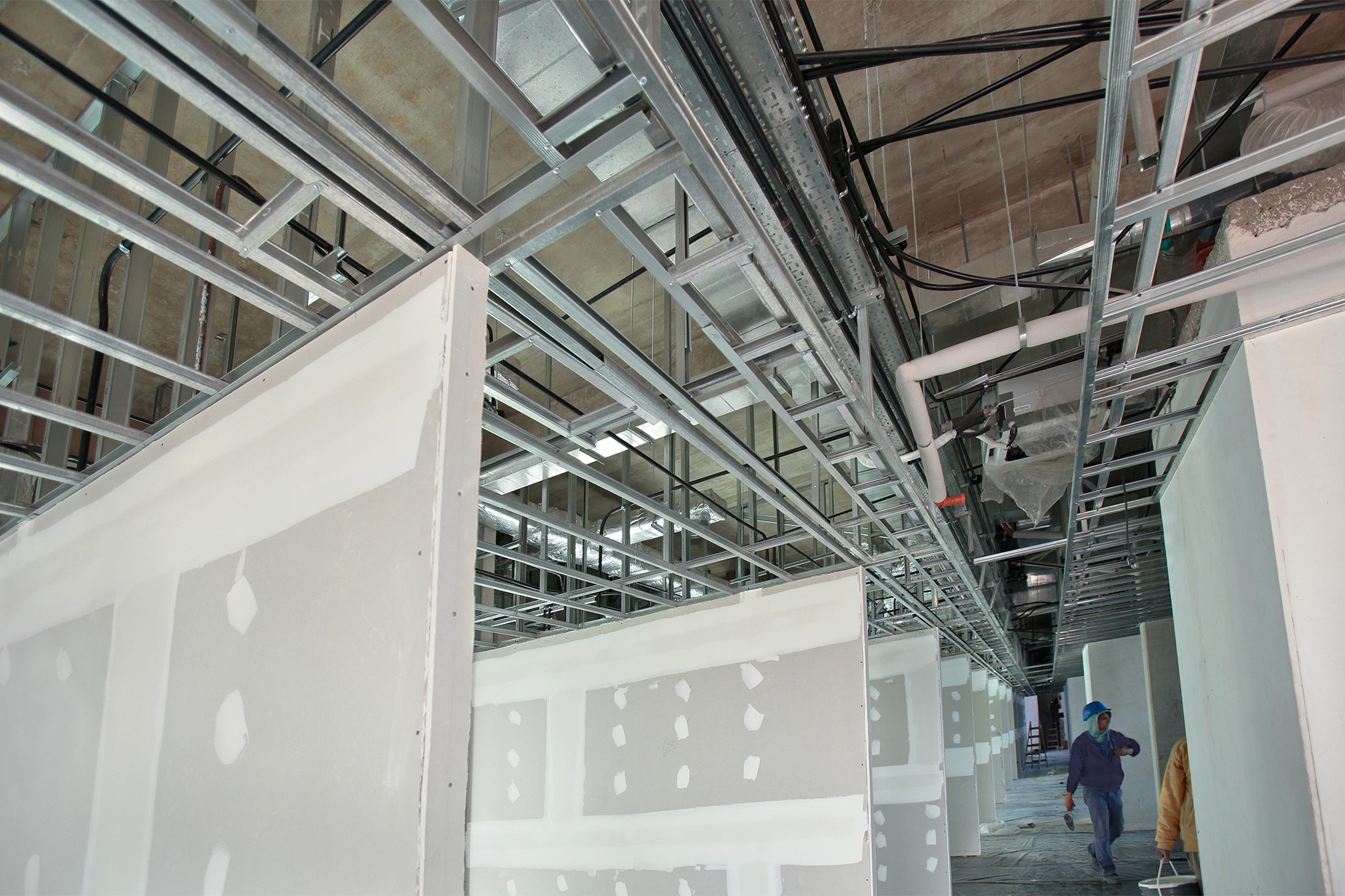 Cómo elegir perfiles de acero para la construcción en seco